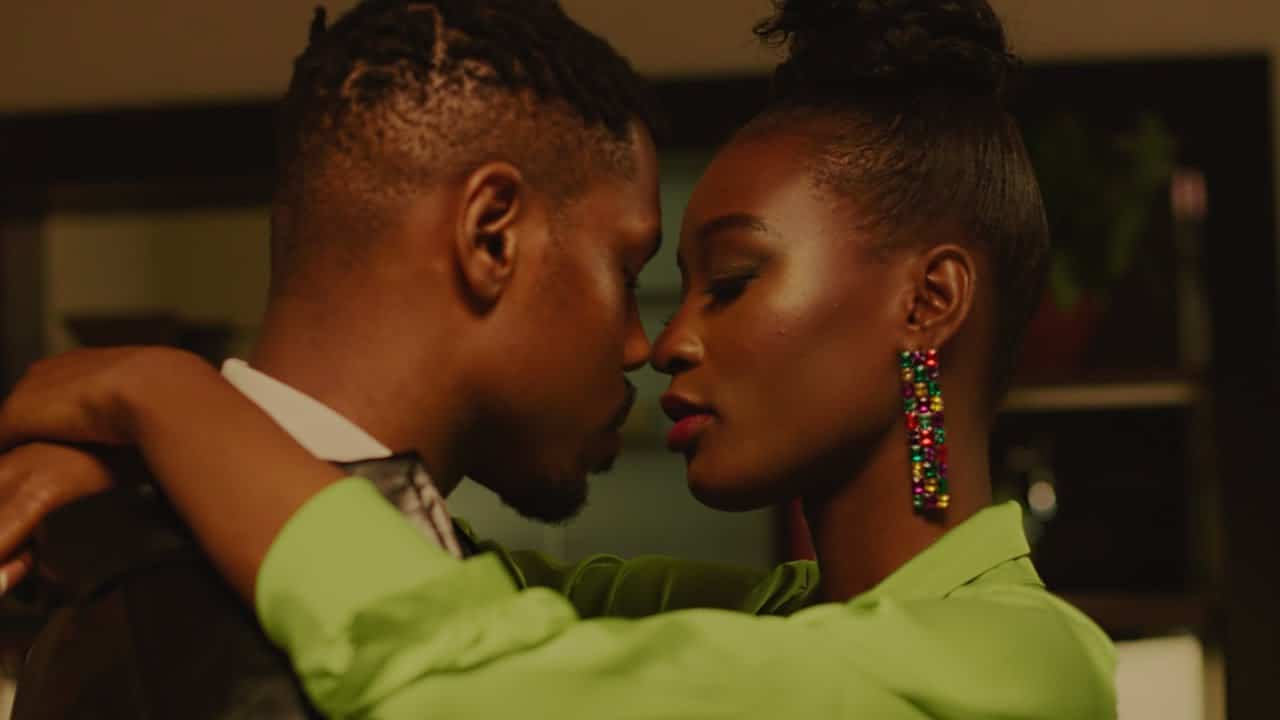 DOWNLOAD VIDEO Ladipoe Ft. Simi - Know You Mp4 - citiMuzik