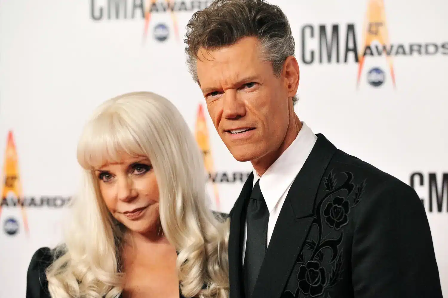 Randy Travis Ex-Wife: The Early Years with Elizabeth Hatcher-Travis ...